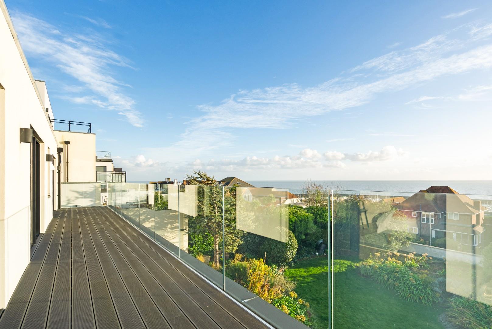 6 Bedroom House To Let In Roedean Road Brighton Aston Vaughan