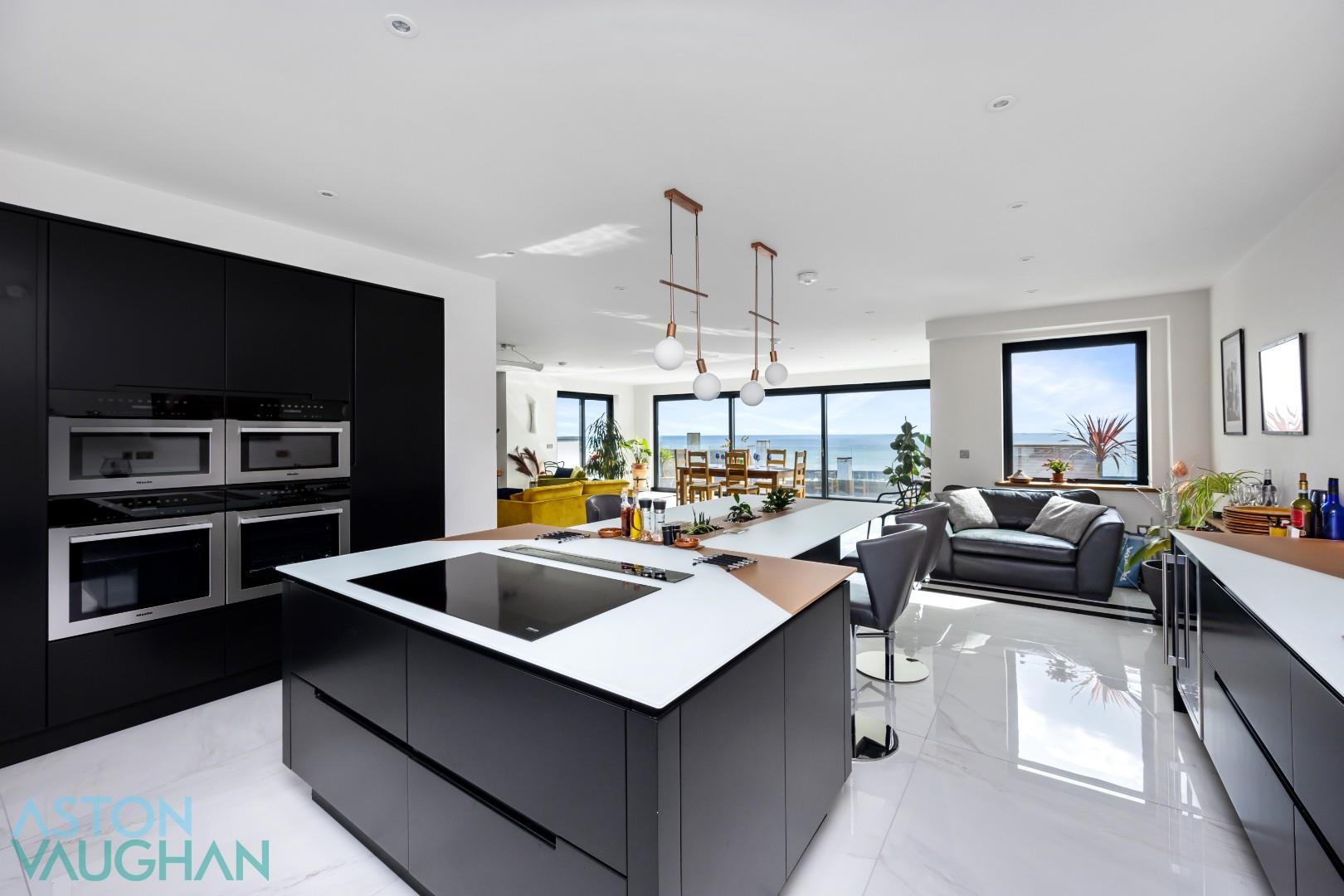 6 Bedroom House For Sale In Roedean Road Brighton Aston Vaughan